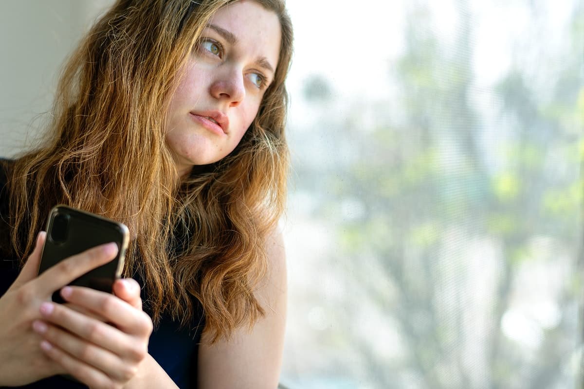 Understanding An Inferiority Complex: Definitions, Effects, And How To ...